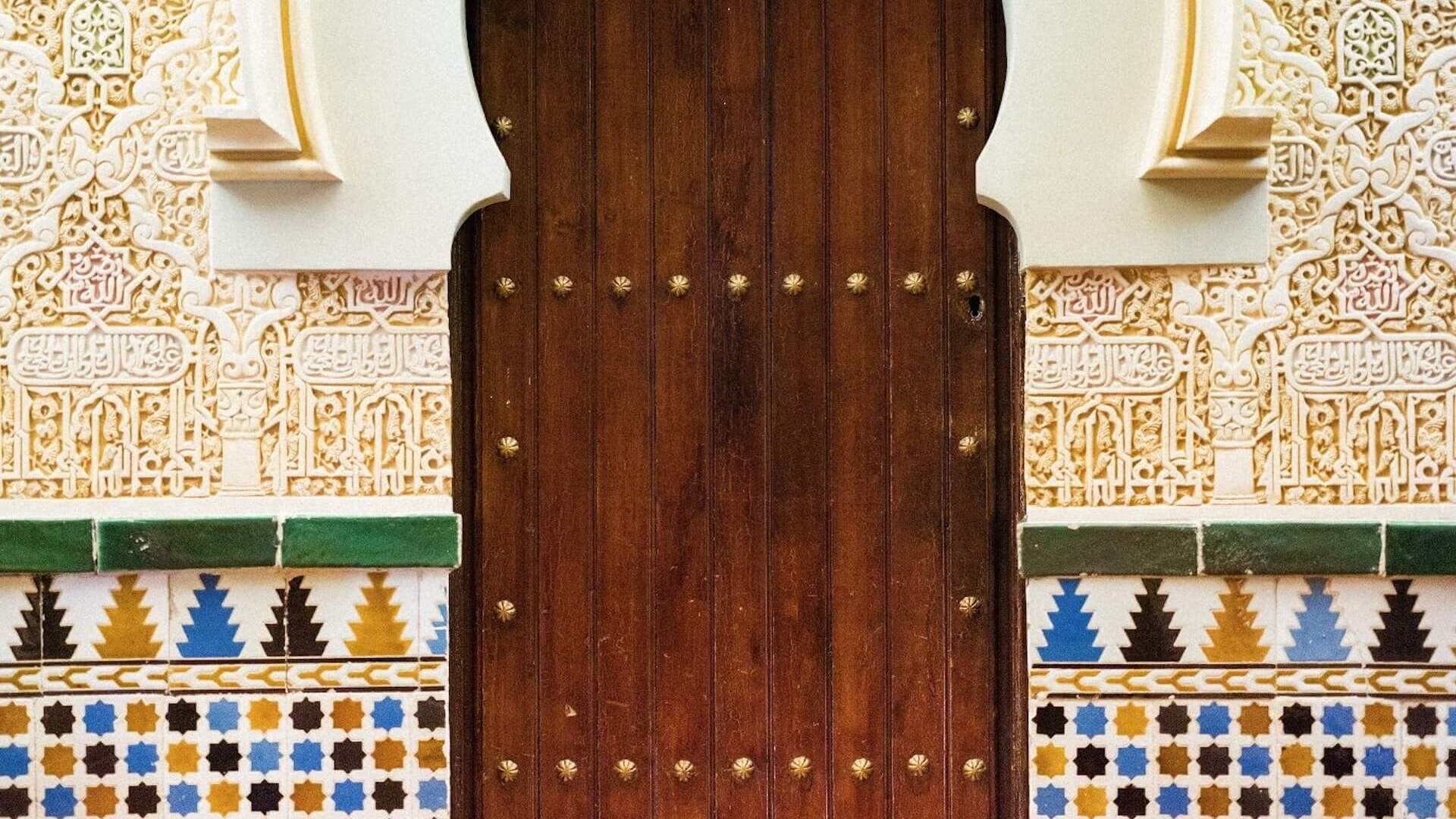 Homepage | ALHAMBRA PALACE HOTEL