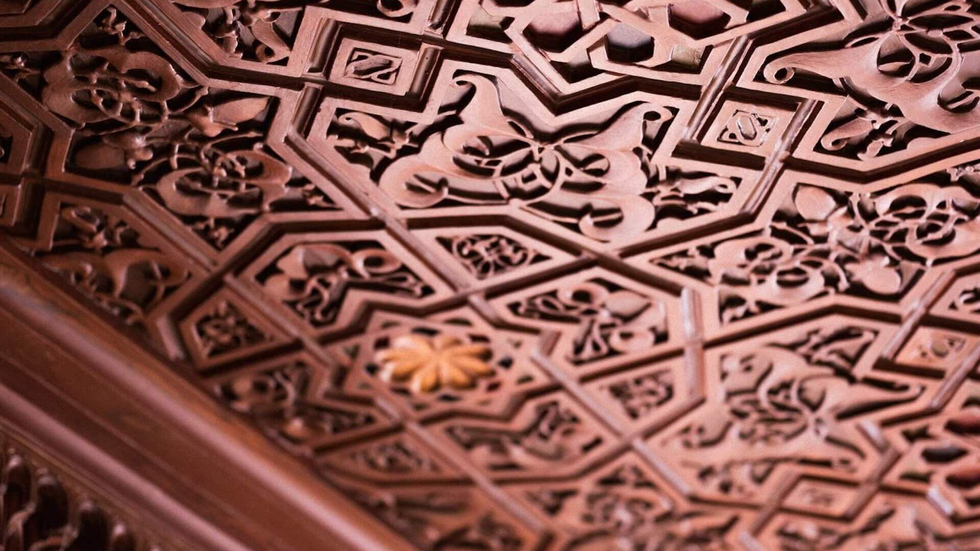 Homepage | ALHAMBRA PALACE HOTEL