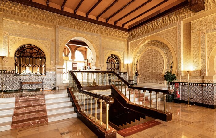 Gallery | ALHAMBRA PALACE HOTEL