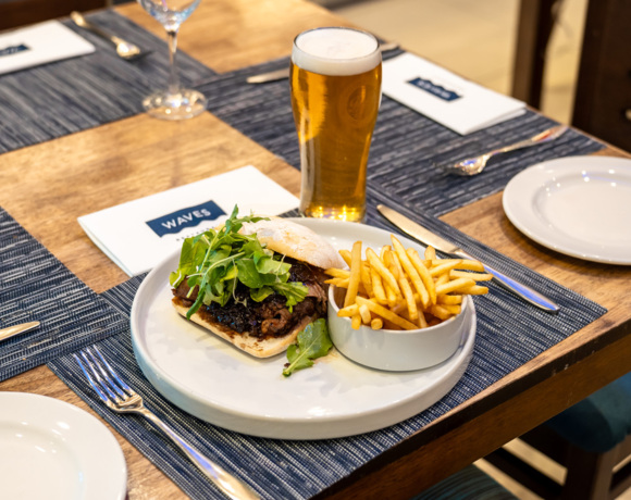 Waves Restaurant | Blaauwberg Beach Hotel