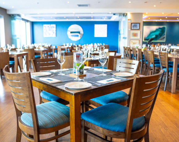 Waves Restaurant | Blaauwberg Beach Hotel