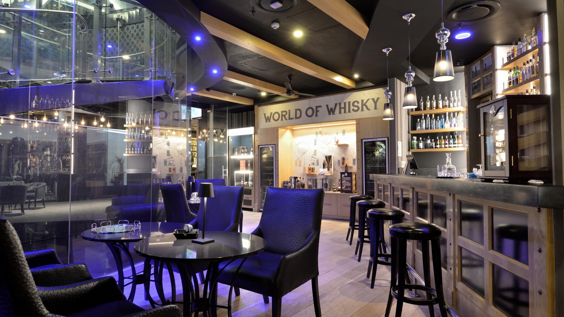 Maxim Lounge | DAVINCI Hotel