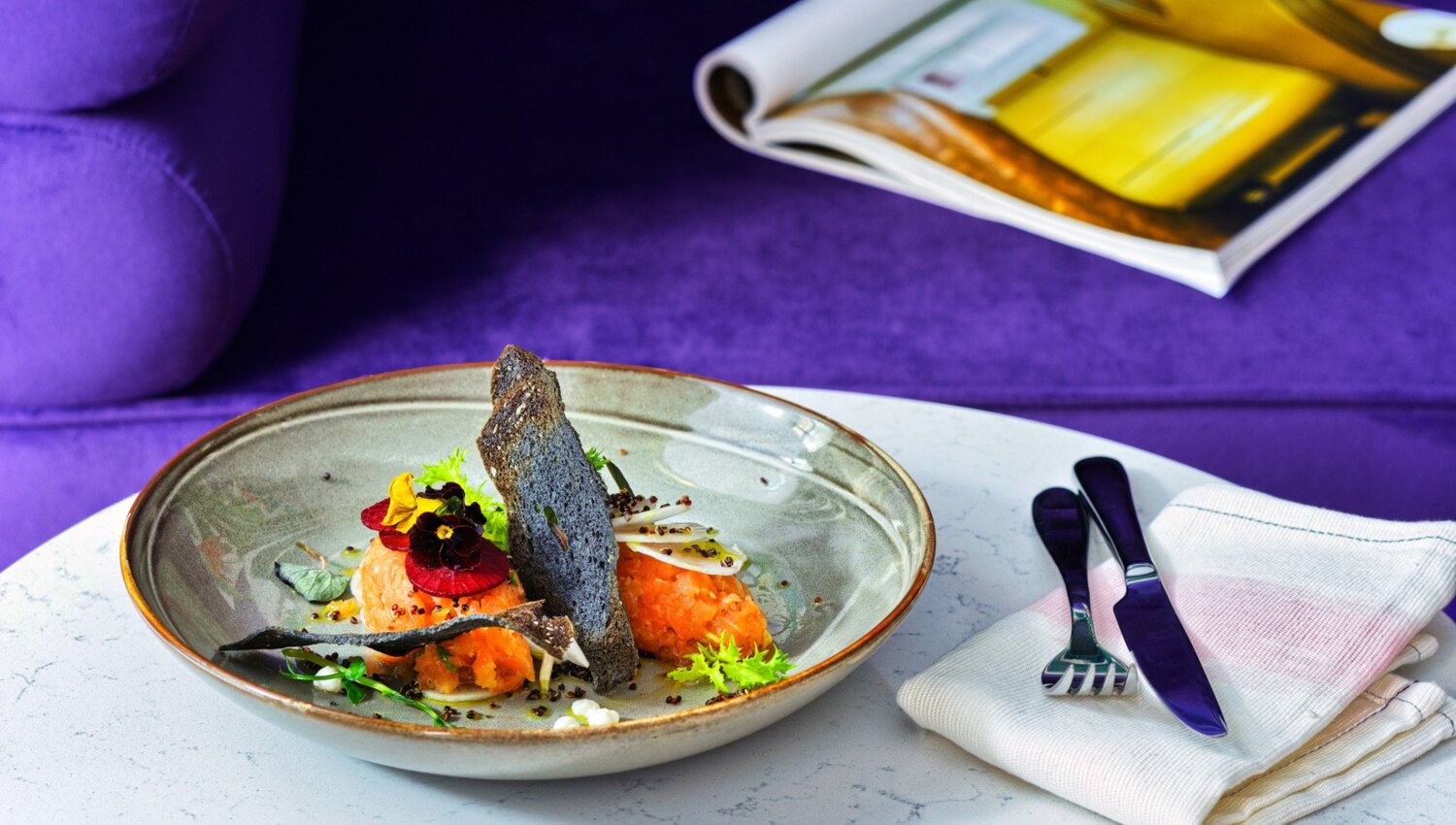 Art Deco Restaurant & Café