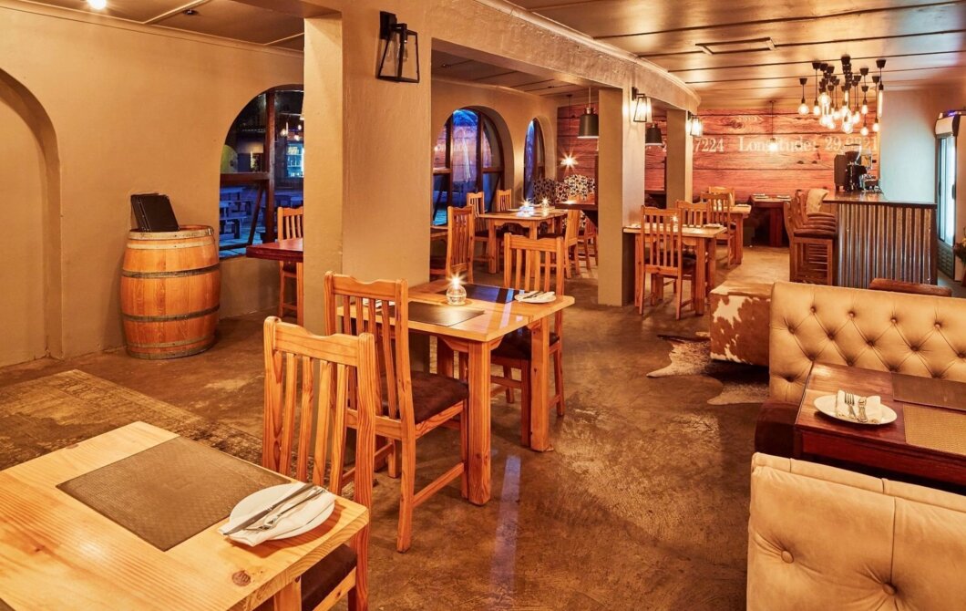 Dining | FIRST GROUP