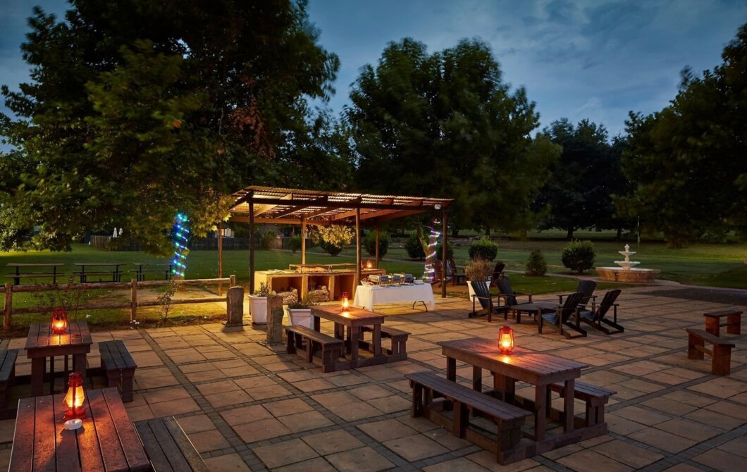 Dining | FIRST GROUP