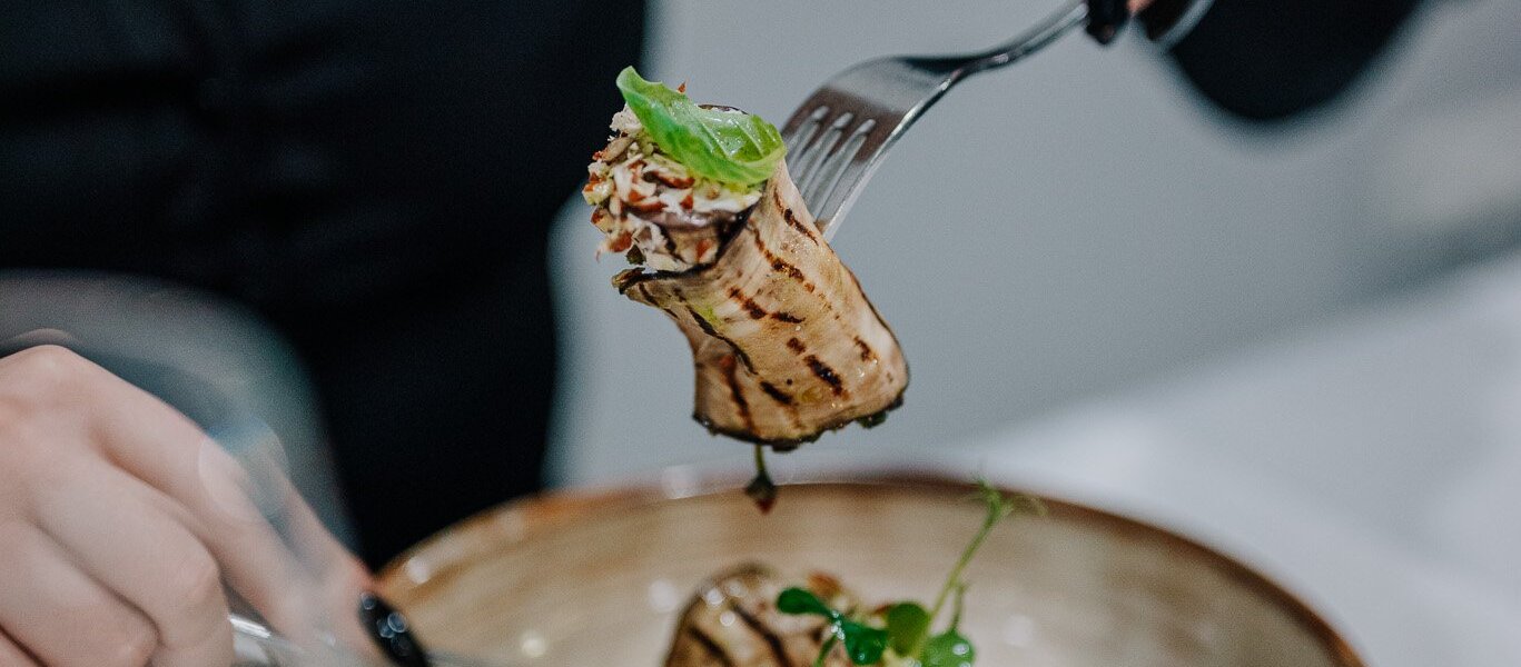 Modern Restro Bar | Hotel Centrum Business