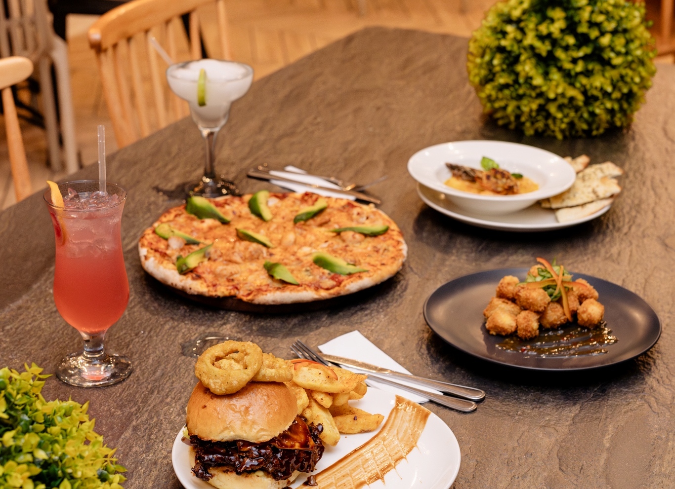 Restaurant | MINT Hotels