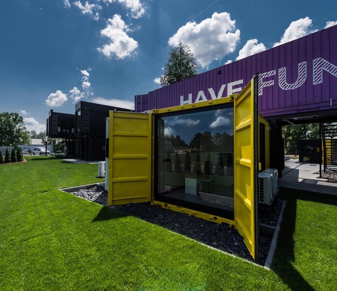 Noclegi w kontenerach w Zatorze - Scandinavia Marine | Scandinavia Resort